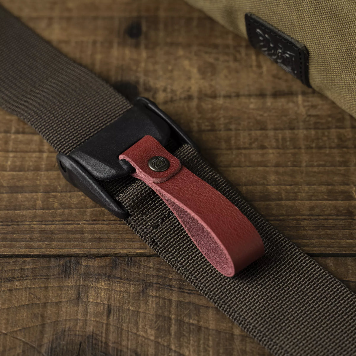 Wotancraft Pilot Quick-Adjust Shoulder Strap – Packsmart